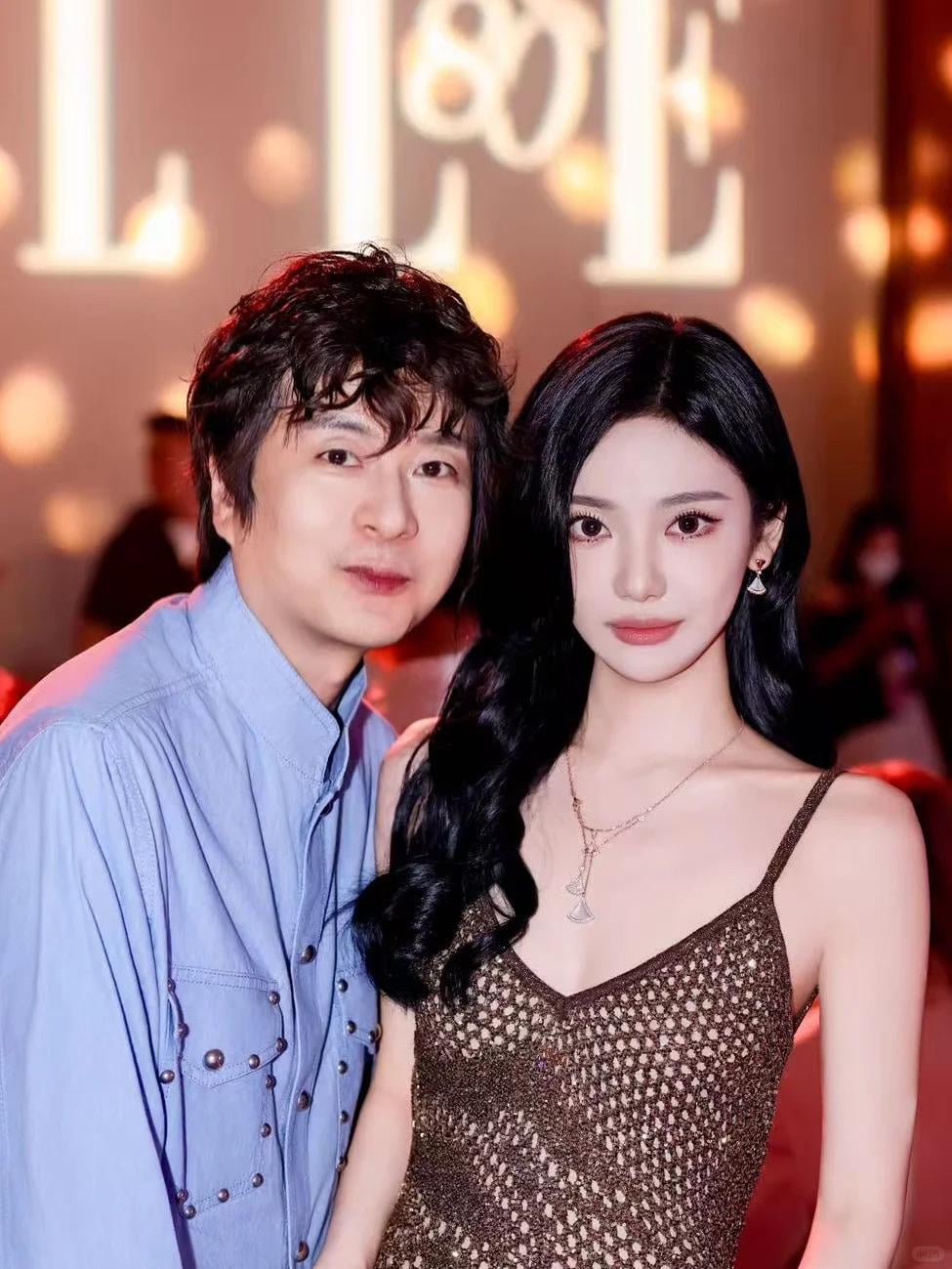 [aespa] 251030 تحديث Sun Zhe RedNote مع Ningning (رئيس تحرير ELLE China ...