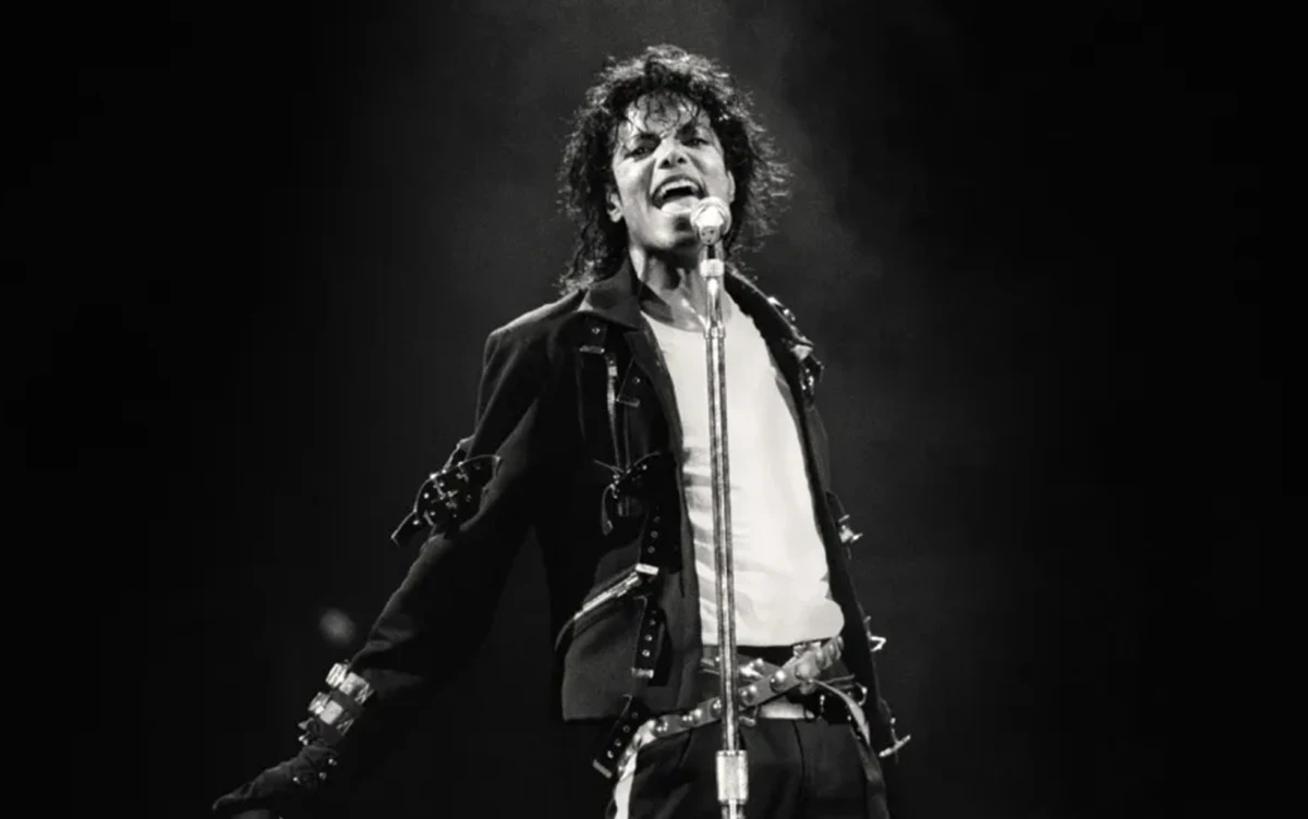 أغنية "Billie Jean" لمايكل جاكسون تتصدر Billboard Global 200 - GULF ...